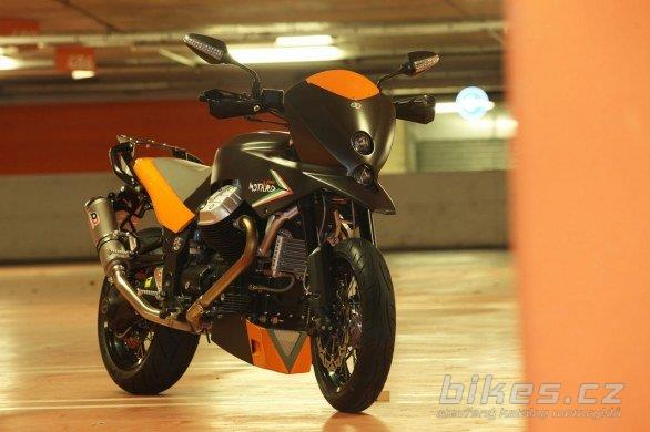 Ghezzi-Brian Motard V-Twin - 2014 - technické parametry, názory ...